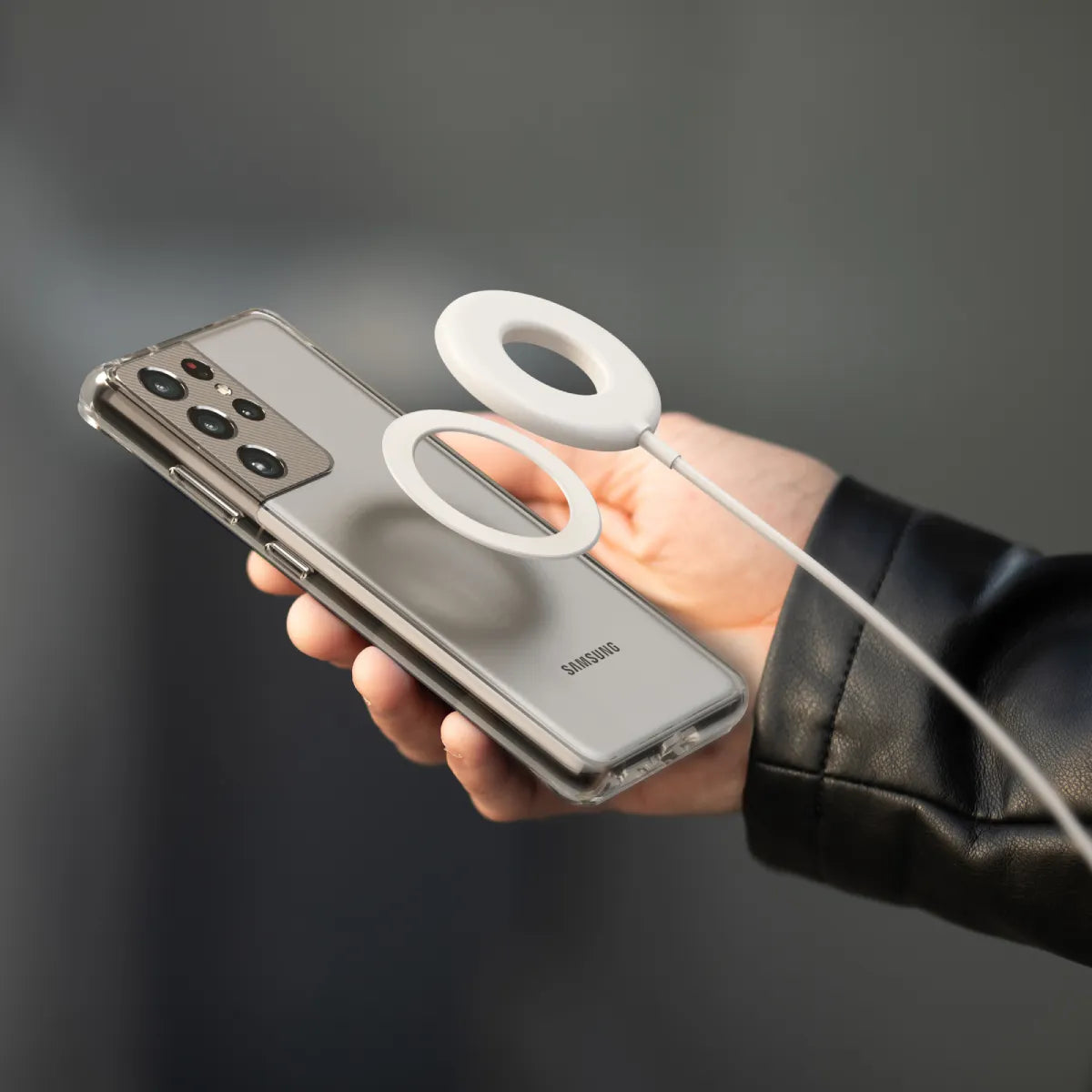 Buy MagSpeed Universal Wireless Charger online at Alogic